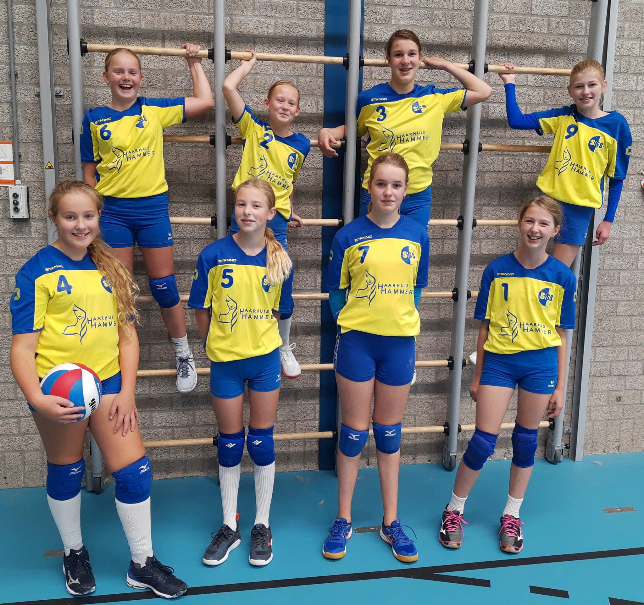 Volleybalvereniging SSS/ Emmercompasuum - Meisjes C1